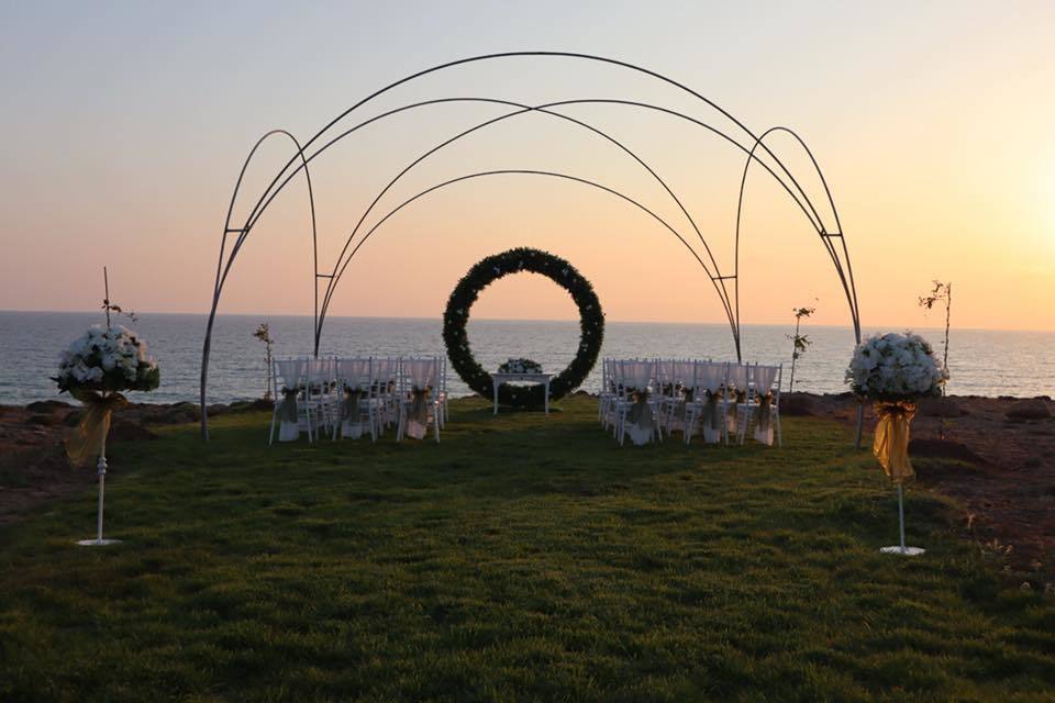 Book your wedding day in Alassos Wedding Venue